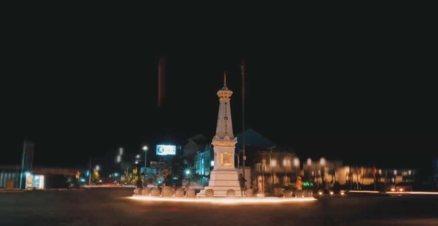 Prambanan, Borobudur & Tugu: Java's Golden Triangle Sunset - The Golden Hour at Tugu Jogja