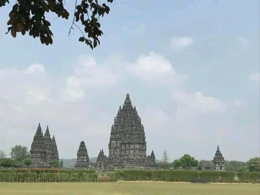 Prambanan Temple: Half-Day Guided Tour From Yogyakarta - Who Will Appreciate This Tour?