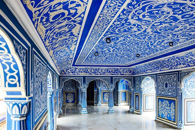 Private 1 Day Luxury Jaipur City Tour From Delhi By Car - A Detailed Look at the Jaipur Day Tour