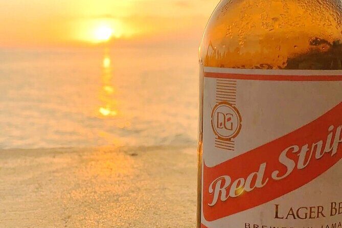 Private 7 Miles Negril Beach and Ricks Cafe tour - Rick’s Cafe: Cliff Jumping and Sunset Spectacle