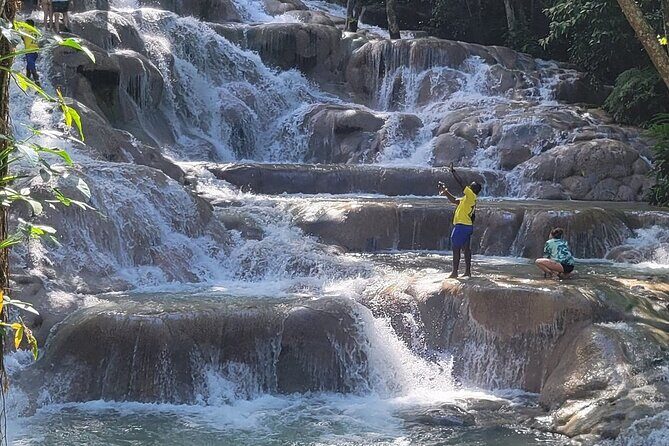 Private and Customize Tour from Montego Bay to Dunns River Falls - A Detailed Look at the Tour Experience
