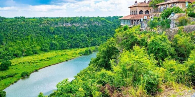 Private: Catalina Island Snorkel & Altos de Chavón Tour - Transport and Comfort