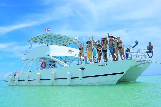 Private Cruise with BBQ - Slide And Open Bar - Who Should Consider This Tour?
