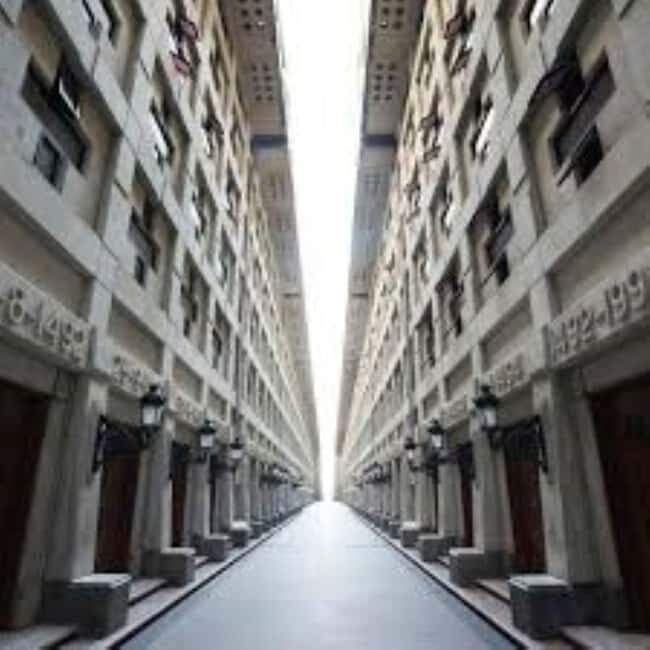 Private: Exploring Three Eyes Park & the Columbus Lighthouse - Who Would Love This Tour?