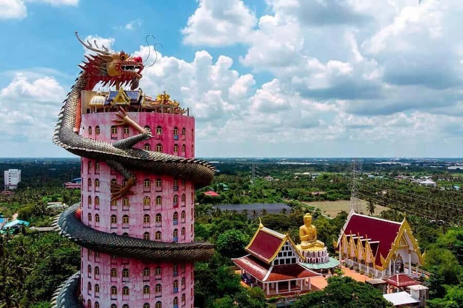 Private Floating & Train Market + DRAGON Temple + Thai Cafe - What Makes This Tour Stand Out?