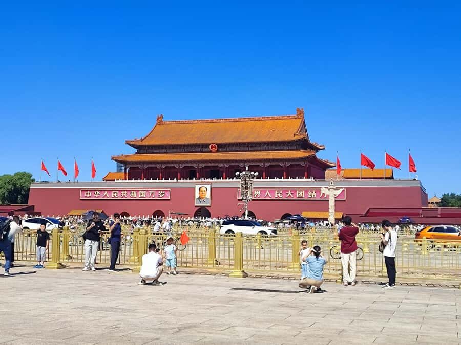 Private Forbidden City & Badaling Great Wall Sunset Tour - Practical Details and What to Expect