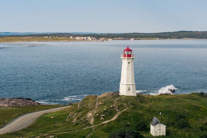 Private Fortress of Louisbourg and Lighthouse Tour - The Scenic Louisbourg Lighthouse