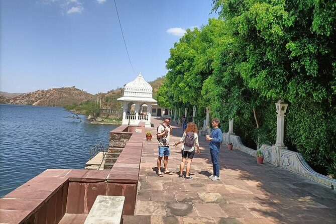 Private Full Day Udaipur Tour with Optional Guide - The Itinerary in Detail