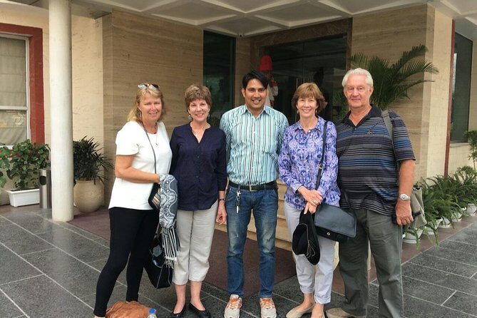 Private Guided Tour of Old and New Delhi - Understanding the Experience