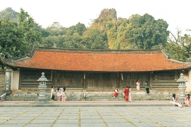 Private Hanoi Journey: Discover Thay Pagoda & Duong Lam Village - Whats Included and Whats Not
