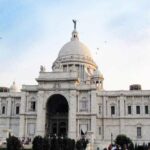 Private Kolkata Tour with Victoria Memorial & Tonga Ride - Lunch and Local Markets