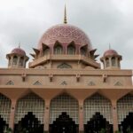 Private Kuala Lumpur City Tour Including Putrajaya & Batu Caves - Authentic Insights from Past Travelers