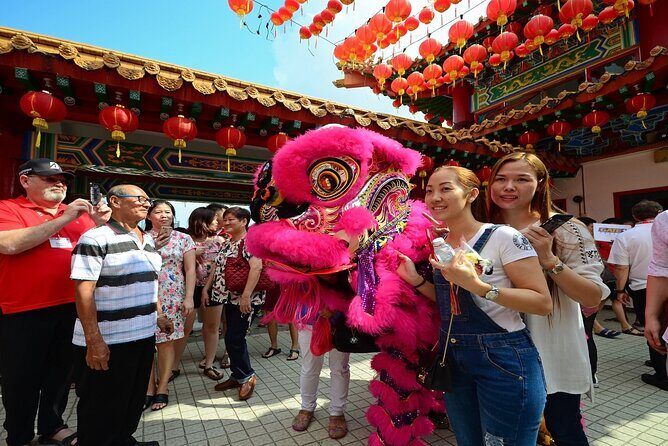 Private Kuala Lumpur Tour with Petronas Twin Tower and Batu Cave - How Do Travelers Feel About It?