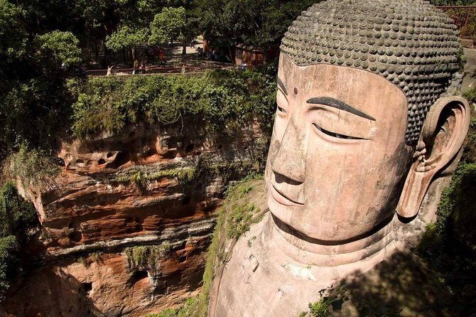 Private Leshan Giant Buddha day tour & Huanglongxi old town&lunch - What Makes This Tour Stand Out?