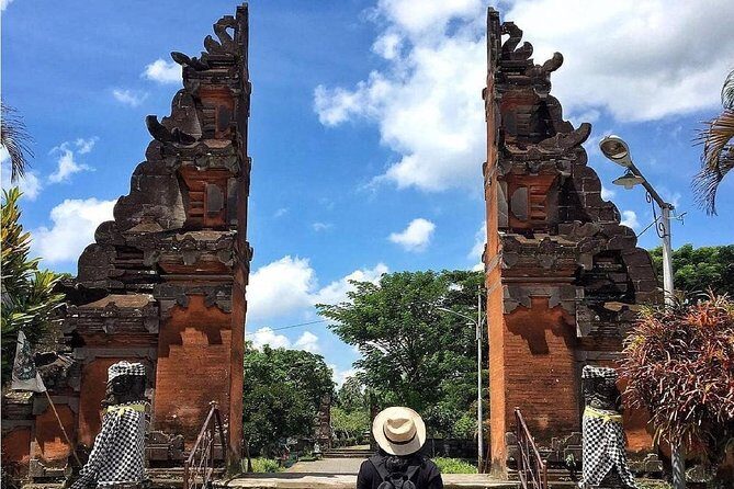 Private Lombok Cycling Tour : Lingsar Temple, Rice Field, Village & Market Tour - Who This Tour Is Best For