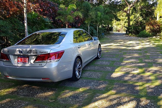 Private MBJ Airport Transfer for Hotels in Falmouth Trelawny - The Benefits of a Private Transfer