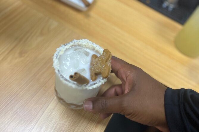 Private Mixology Experience in Fish Bay - The Value of Local Ingredients and Caribbean Flavors