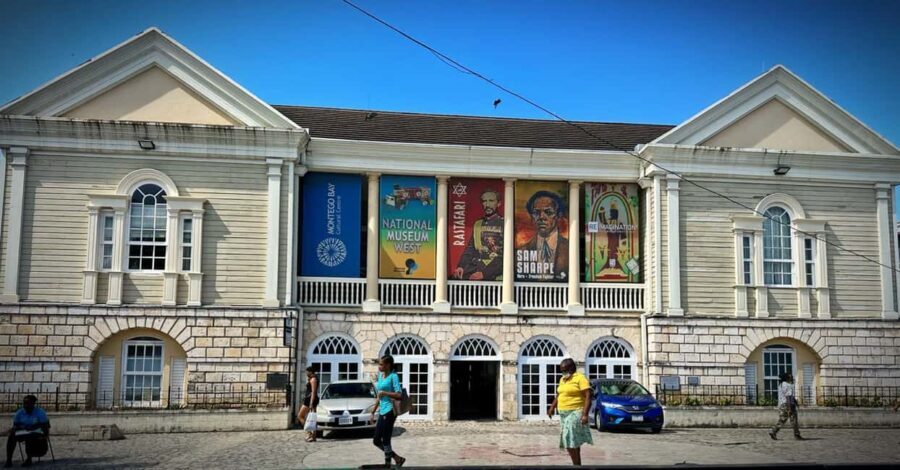 PRIVATE MONTEGO BAY CITY TOUR WITH MAGARITAVILLE - What Makes This Tour Stand Out?