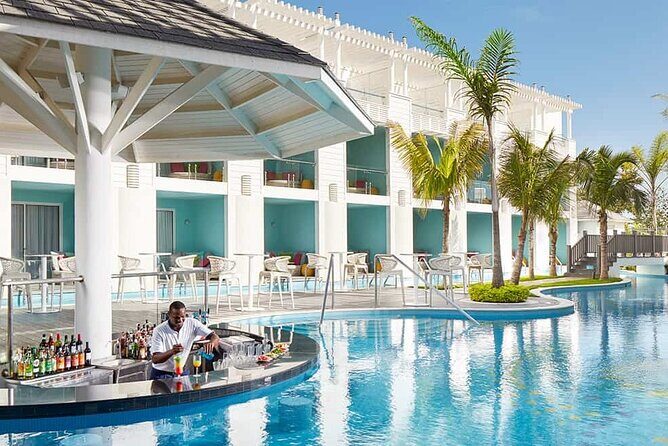 Private Montego Bay MBJ Airport Transfer to Negril Hotels - The Sum Up