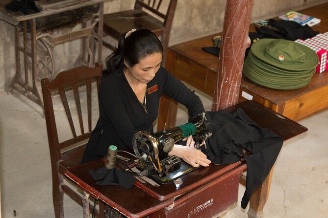 Private Morning Cu Chi Tunnels Discovery - Returning to Ho Chi Minh City