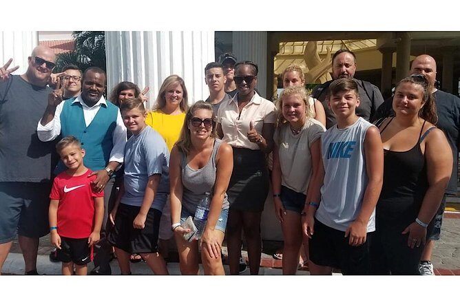 Private Roundtrip Airport Transfer to Resorts in Runaway Bay - Detailed Breakdown of the Journey