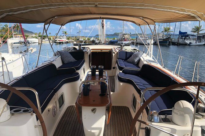 Private Sunset Sail, Open Bar, 12 Guests, Amazing Island Views - What Makes This Experience Stand Out?