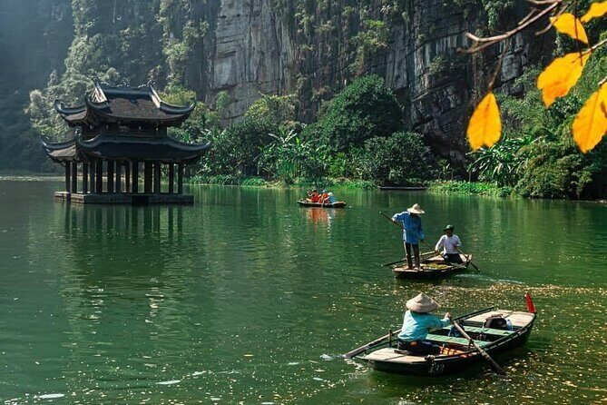 Private Tour from Hanoi to Trang An Grottoes and Bich Dong Pagoda - A Hearty Vietnamese Lunch