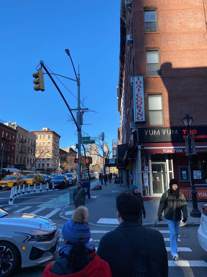 Private Tour of New York Iconic Landmarks & Hidden Gems - Food Tastings and Local Flavors