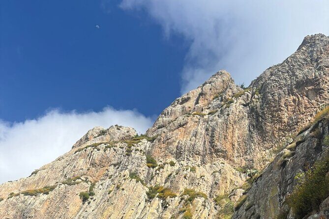 Private Tour Peña de Bernal, Hike and Vineyard Wine Cup Included - Exploring Bernal’s Cultural Charm