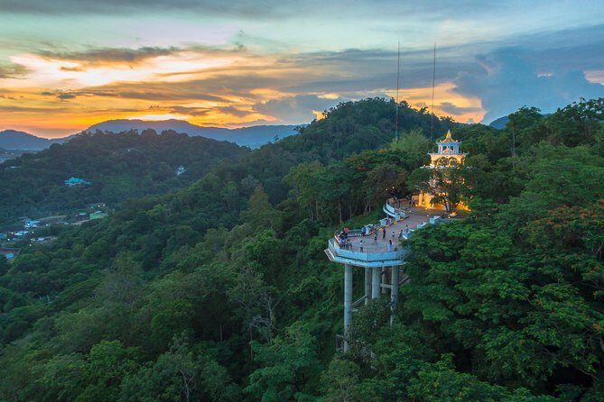 Private Tour: Phuket Introduction City Sightseeing Tour - The Experience from the Reviews