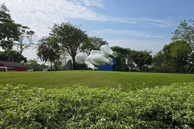 Private Tour - Singapore by day and night with Ferry Ride. - The Experience of a Private, Curated Tour