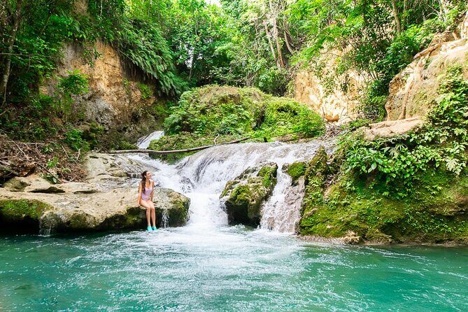 Private Tour to Blue Hole and Scotchies in Ocho Rios - Transportation and Practical Details