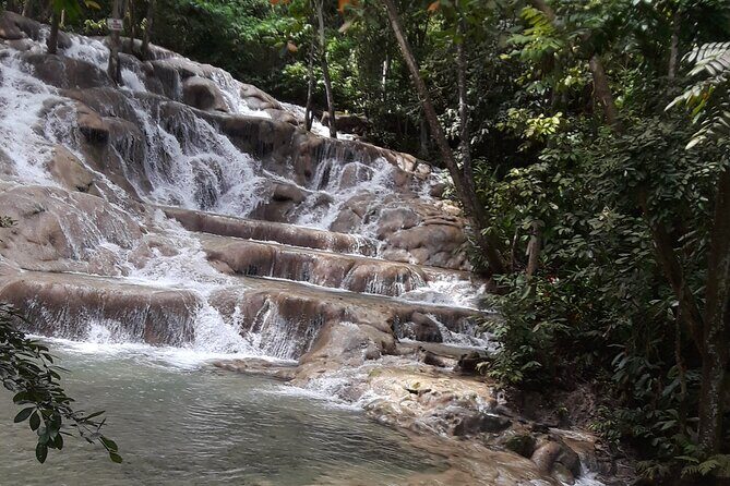 Private Tour to Dunn's River Falls From Ocho Rios - The Sum Up