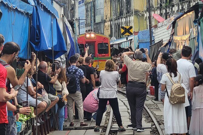 Private Tour to Railway Market and Floating Market - Who Should Consider This Tour?