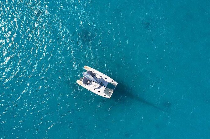Private Tour to Saône Island - Snorkeling at the coral reef