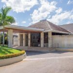 Private Transfer between Hedonism ll Resort and Airport - The Booking and Meeting Experience