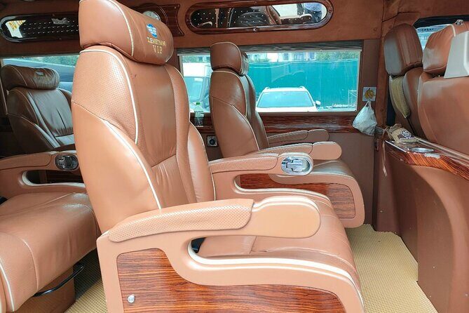 Private Transfer from Hanoi Airport HAN to Old Quarter - Vehicle and Service Quality