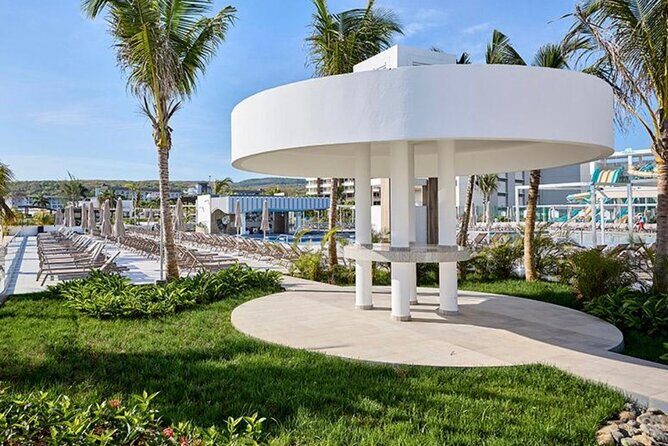 Private Transfer From MBJ Airport to Hotel Riu Palace Aquarelle - Who Is This Transfer Best For?