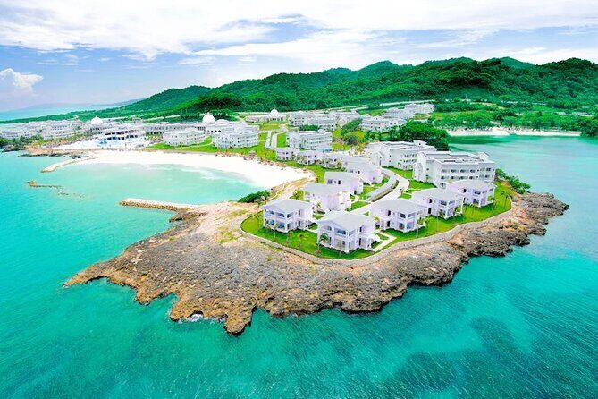 Private Transfer from MontegoBay Airport to Lucea/Grand Palladium - Why Choose This Transfer?