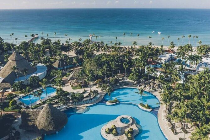 Private Transfer Punta Cana Airport to/from Iberostar Hacienda Dominicus - The Journey: From Airport to Iberostar Hacienda Dominicus