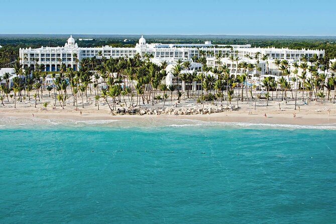 Private Transfer Punta Cana Airport to/from Riu Palace Bavaro - The Vehicle and Comfort Level