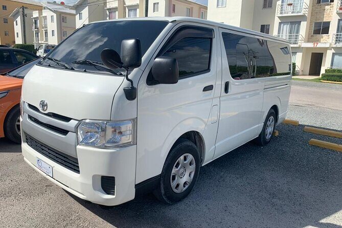 Private Transfers  Punta Cana Airport to Bávaro Hotels - An In-Depth Look at What the Tour Includes