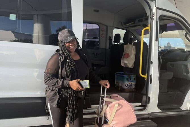 Private Transfers To Cancun Int'l Airport, from Playa Del Carmen - The Pickup and Drop-Off Experience