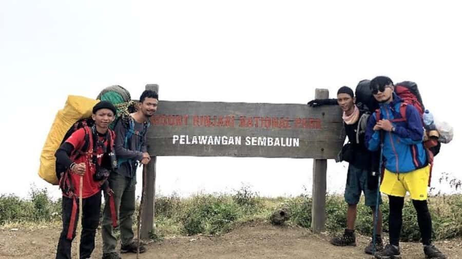 Private Trekking Rinjani mountain 3 days - 2 nights - Reaching the Crater Rim and the Summit