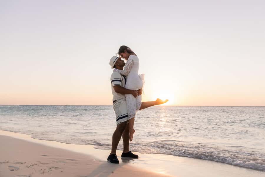 Private Vacation Photoshoot with Photographer in Gulf Shore - The Locations and Experience Breakdown
