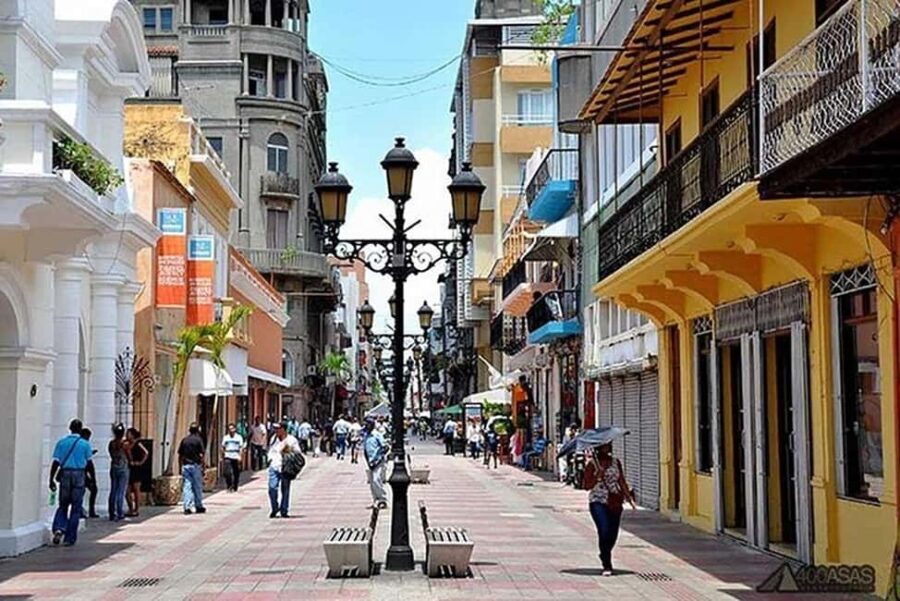 Private:Santo Domingo: Street Tour with Local Guide - A Closer Look at the Santo Domingo Street Tour