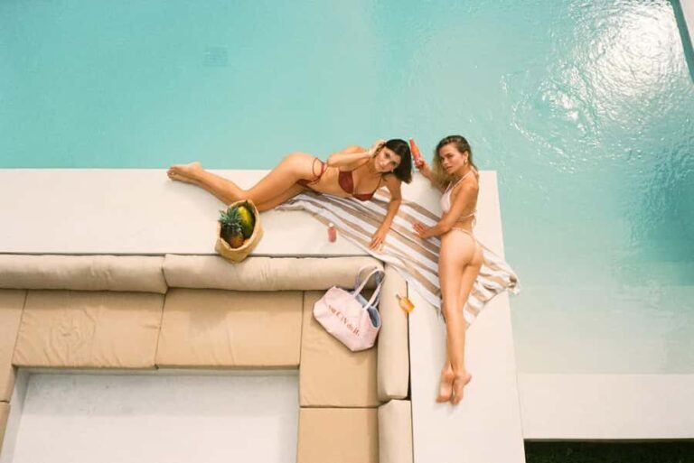 Professional Photoshoot at Sri Lankas Most Beautiful Villa - Who Should Consider This Experience?