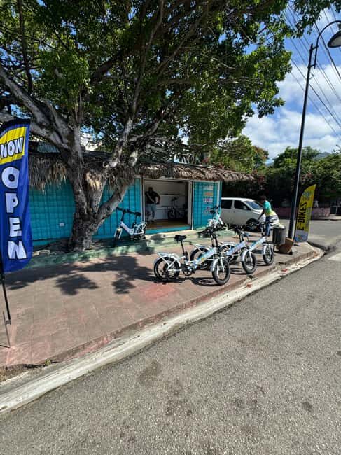 Puerto Plata: Electric bicycle Tour with Guide and Helmet - Why This Tour Works Well