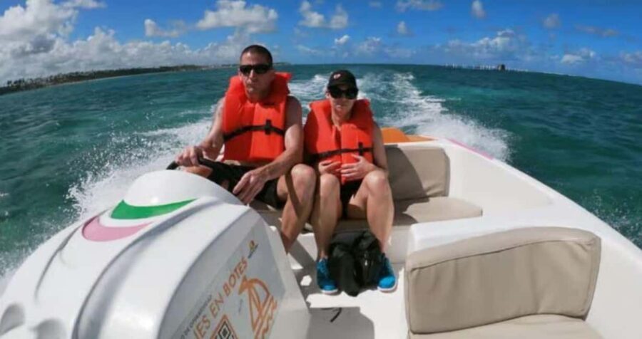 Punta Cana: Bávaro Beach Speedboat & Snorkeling Tour - Snorkeling at a Vibrant Coral Reef