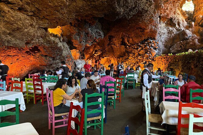 Pyramids of Teotihuacan and the Authentic Restaurant La Gruta - Key Points